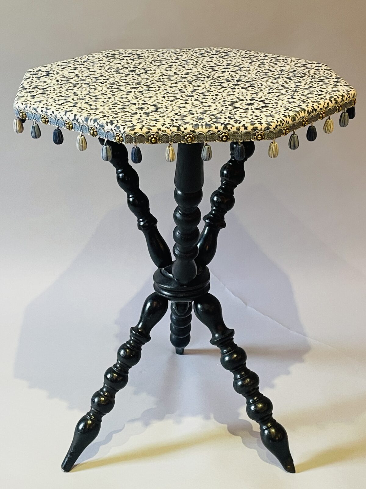 A Gypsy Table | Miranda Willes